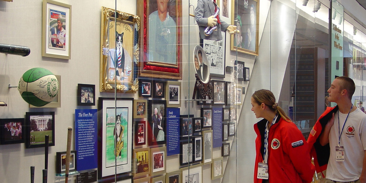 Permanent Exhibits | William J. Clinton Presidential Library and Museum