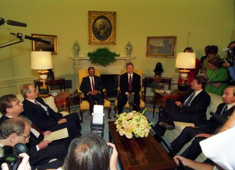 COMMANDER IN CHIEF | William J. Clinton Presidential Library and Museum